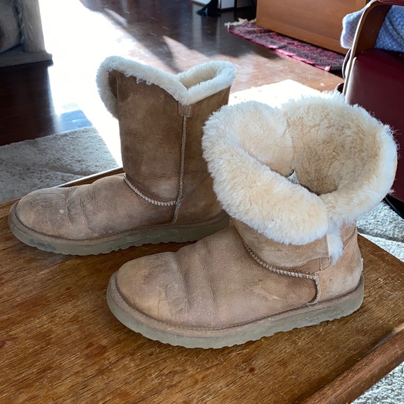 Shoes | Womens Ugg Classic Shearling Bailey Button Boots | Poshmark